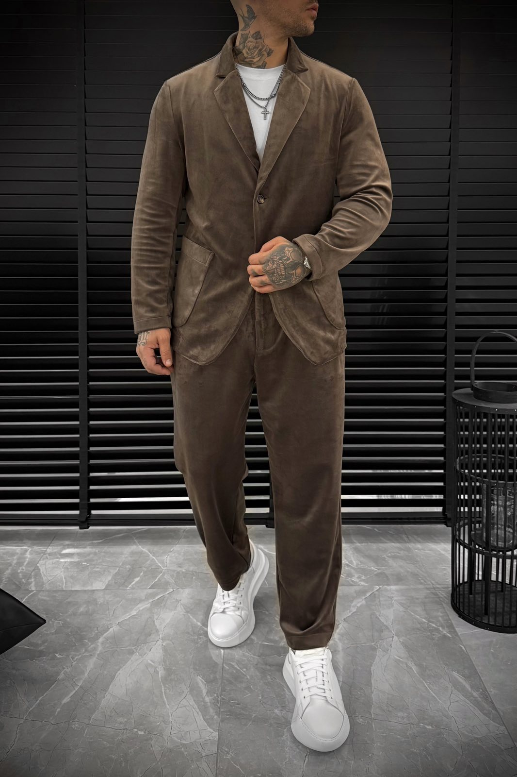 Velvet Elegance Suit Set – Brown – Nadu-Men.gr